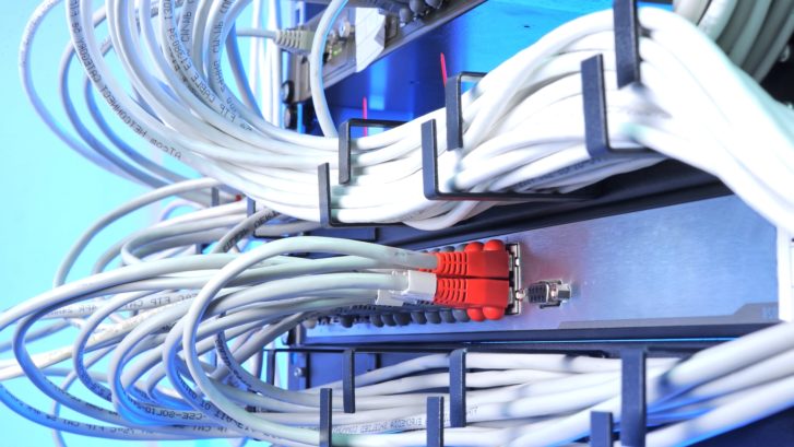 Low-Voltage Cabling for Chicago Businesses | Pro Installers